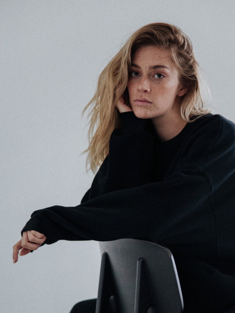 longsleeve MELLOW black - Sklep internetowy muuv.pl